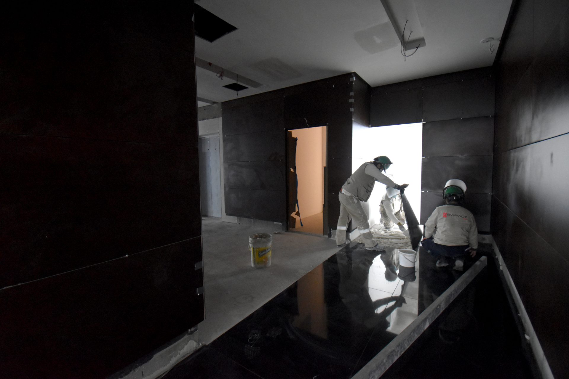 Mejorando la Planificación en la Etapa de Acabados para Optimizar la ...