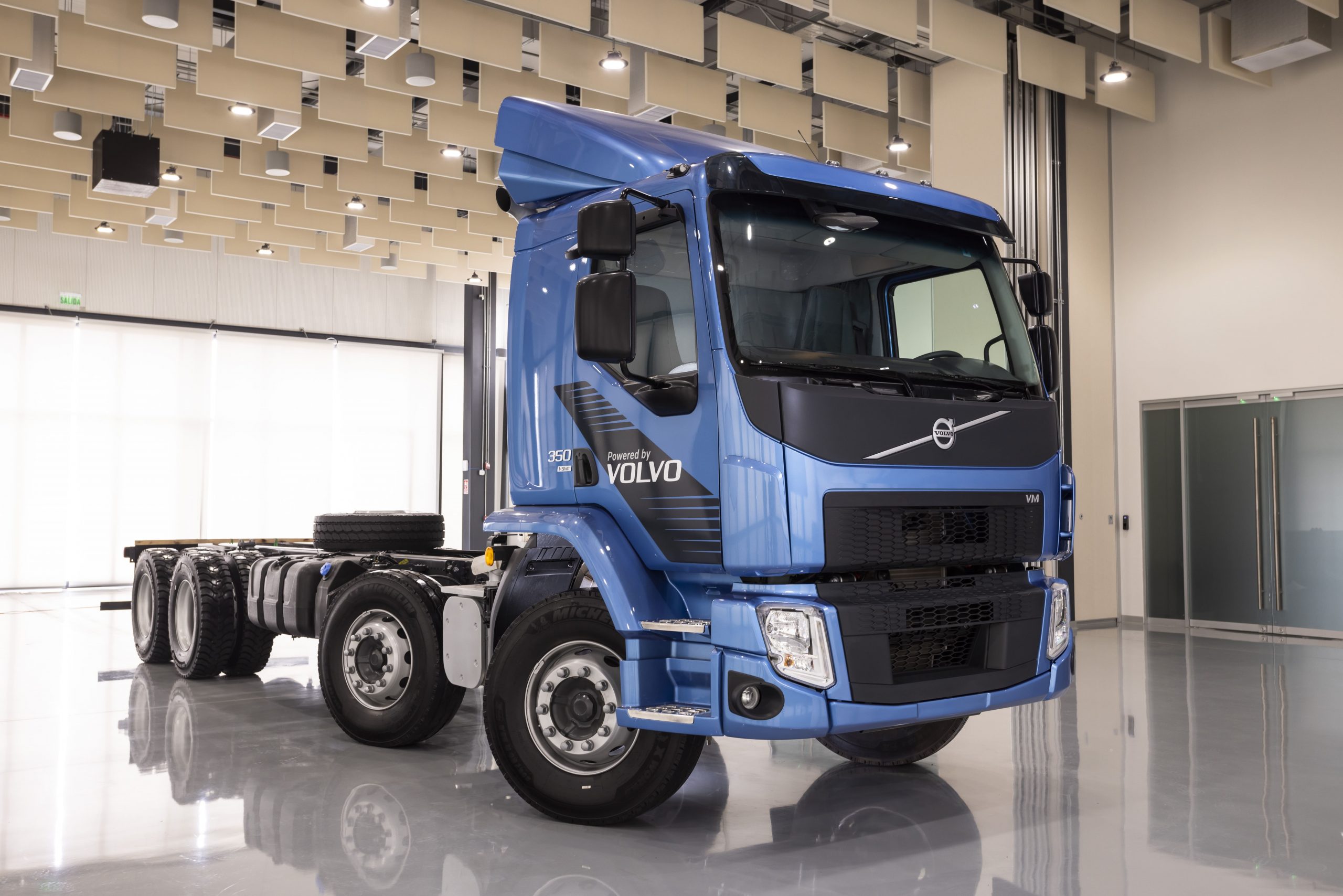 EL NUEVO VOLVO VM INGRESA AL MERCADO PERUANO - Productos y Sistemas